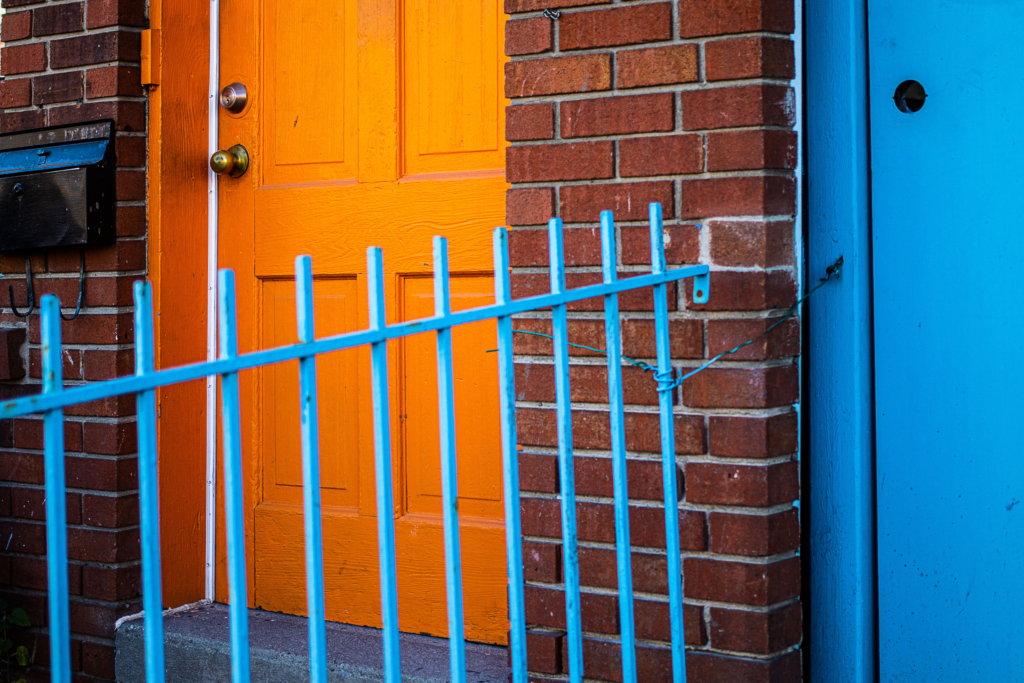 Orange Door – ThisBoyIsToast.nu